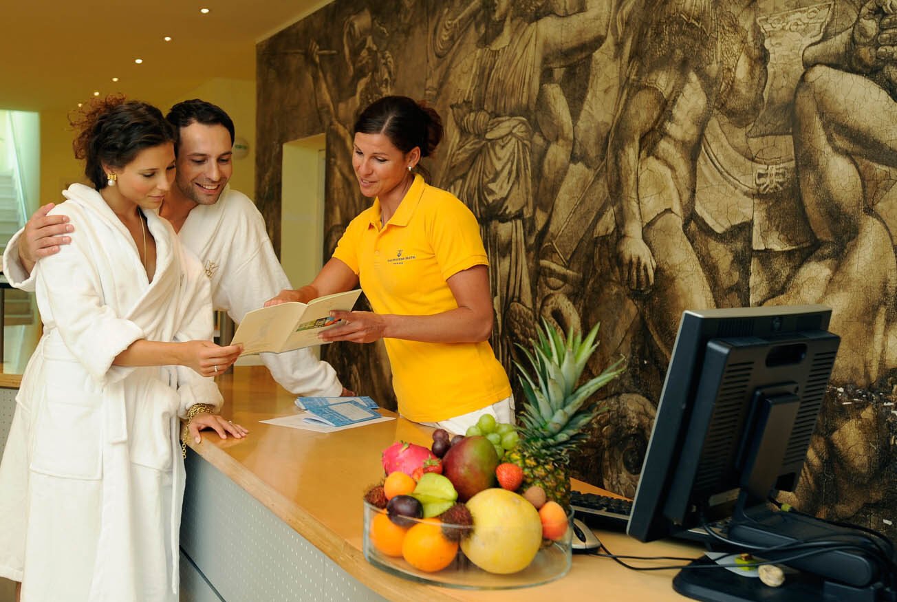 17 Amazing Jobs After Hotel Management Courses | NFCI